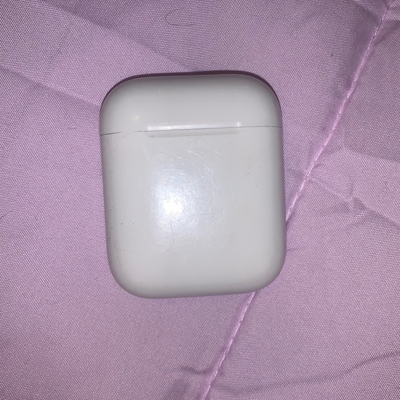 Apple | Headphones | St Generation Airpod Case Only The Case | Poshmark